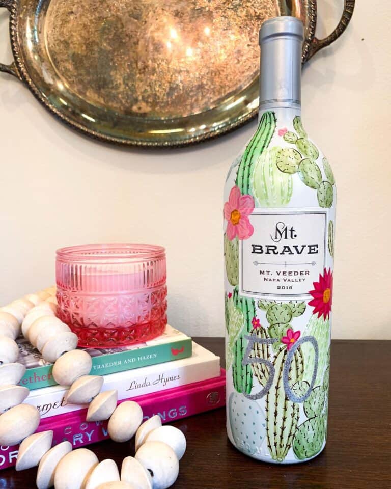 How to Paint Glass Bottle: 20+ Bottle Painting Ideas